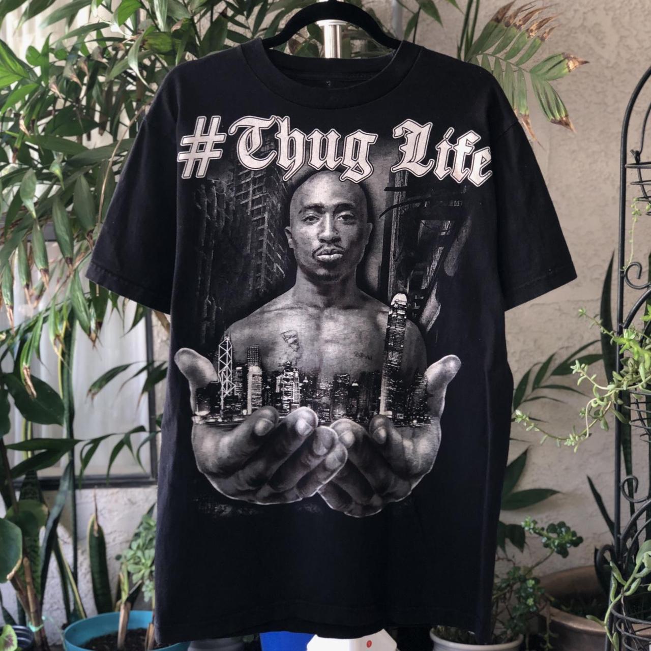 Tupac Shakur 2PAC Thug Life Big Print Tee Size Tag... - Depop