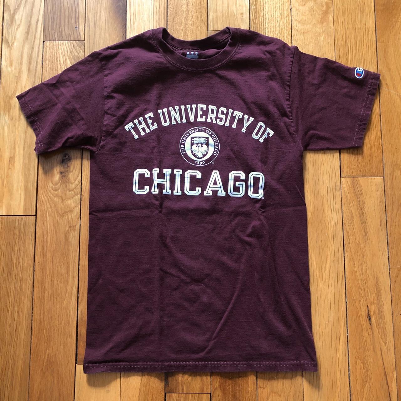 Maroon University of Chicago tee 📚 Size S, fits... - Depop