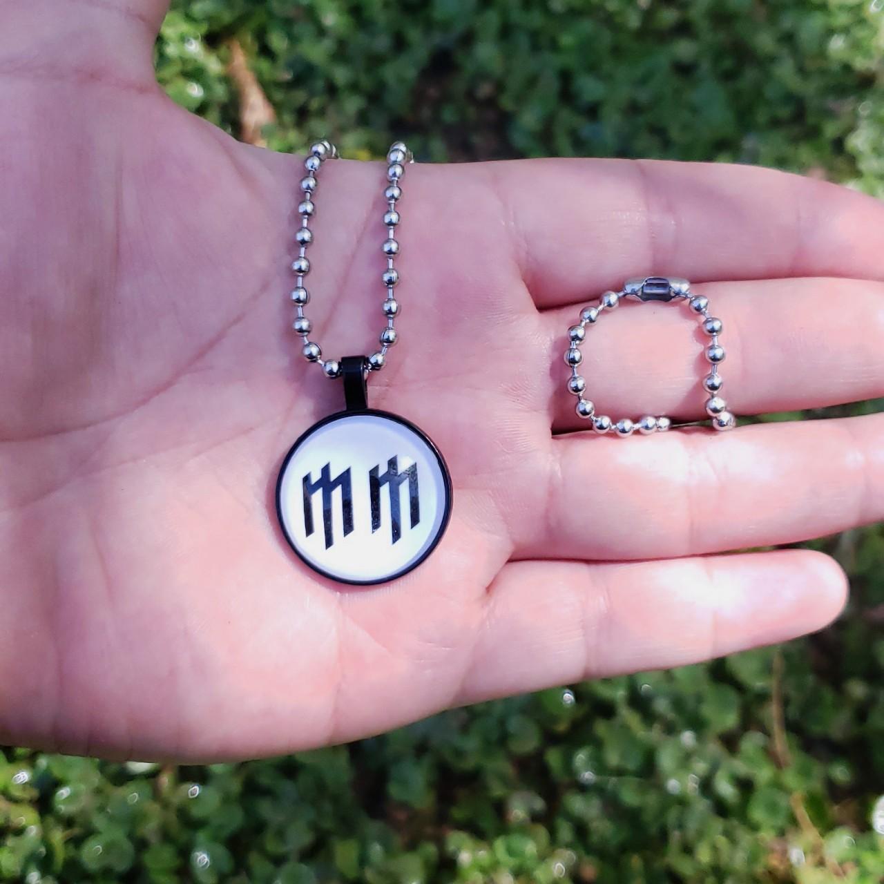 Marilyn manson choker store