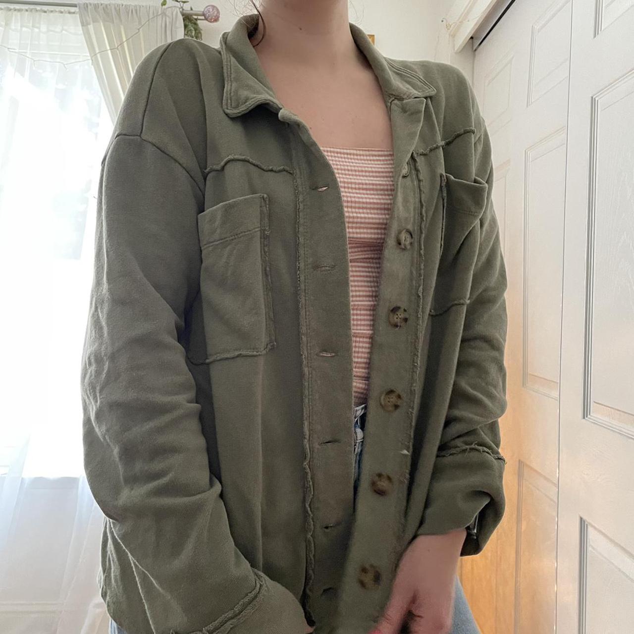 Hunter Green Shacket🌲🪵 I've only worn this out once... - Depop