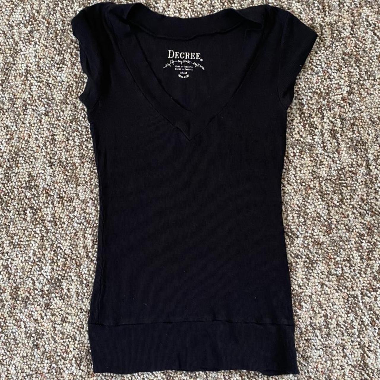 American Eagle Outfitters Women's T-shirt | Depop
