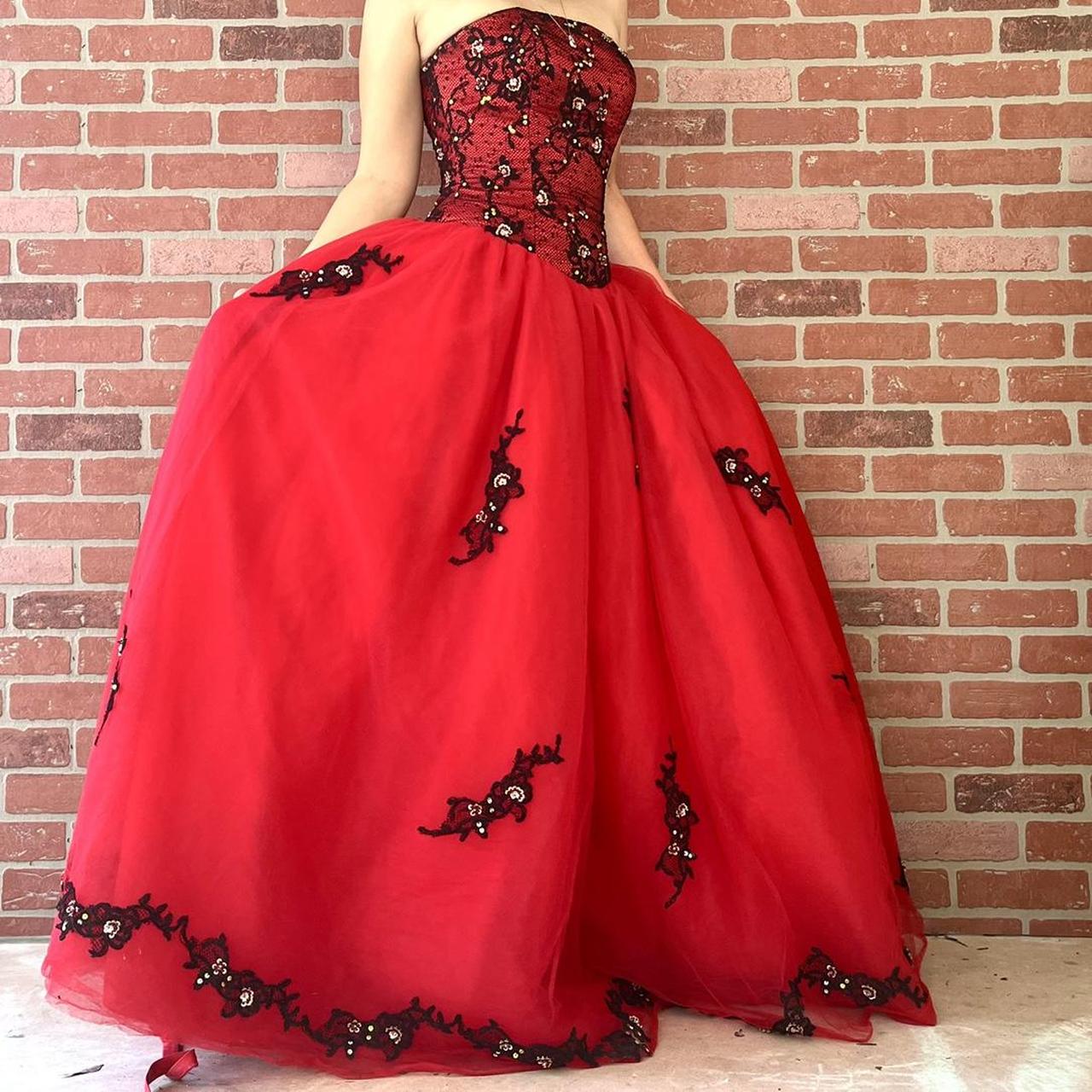 Scarlet Color Dress