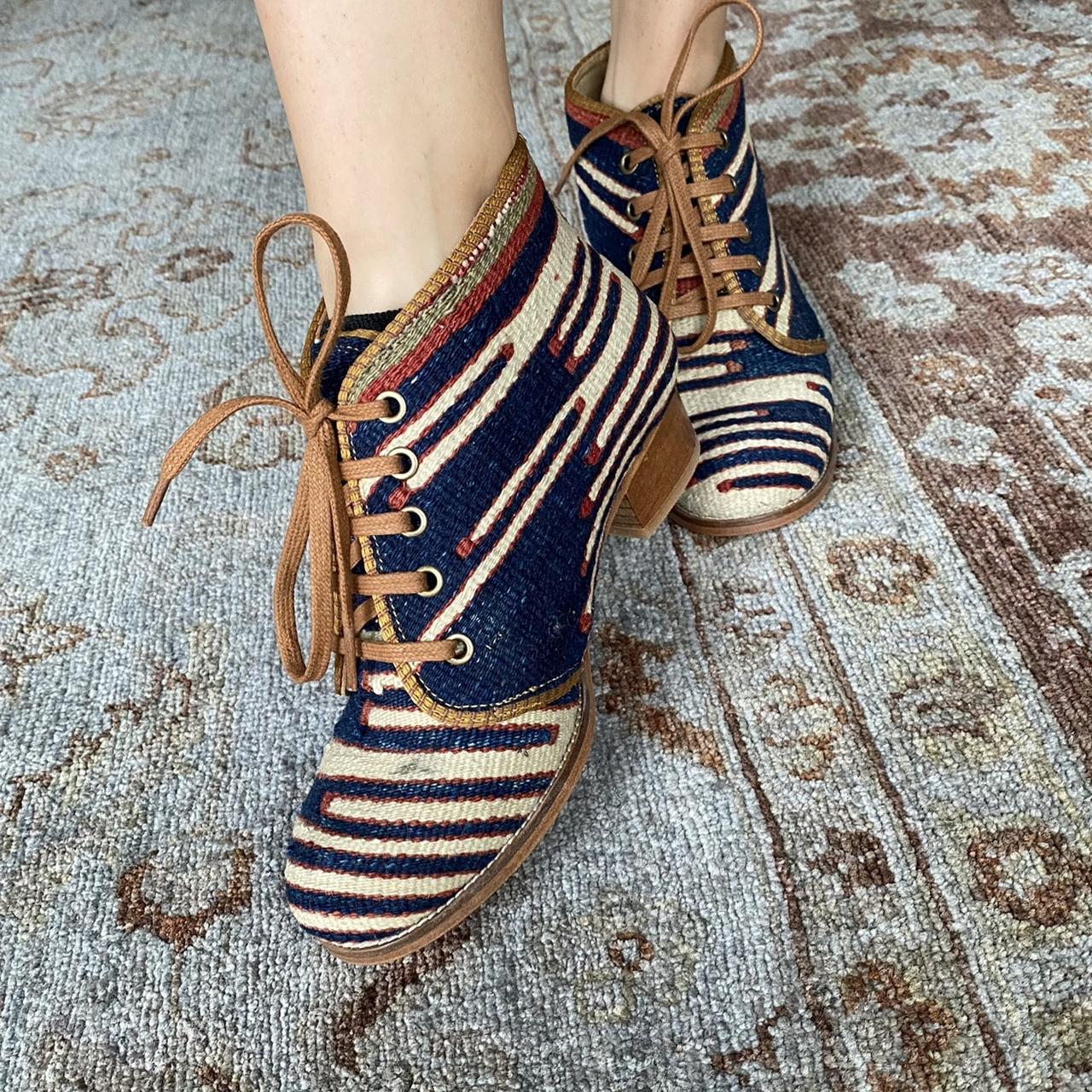 🌵very unique patterned boots! 🍃very sturdy... - Depop