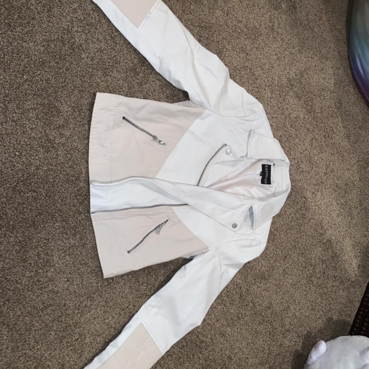 Express Women's Cream Jacket | Depop