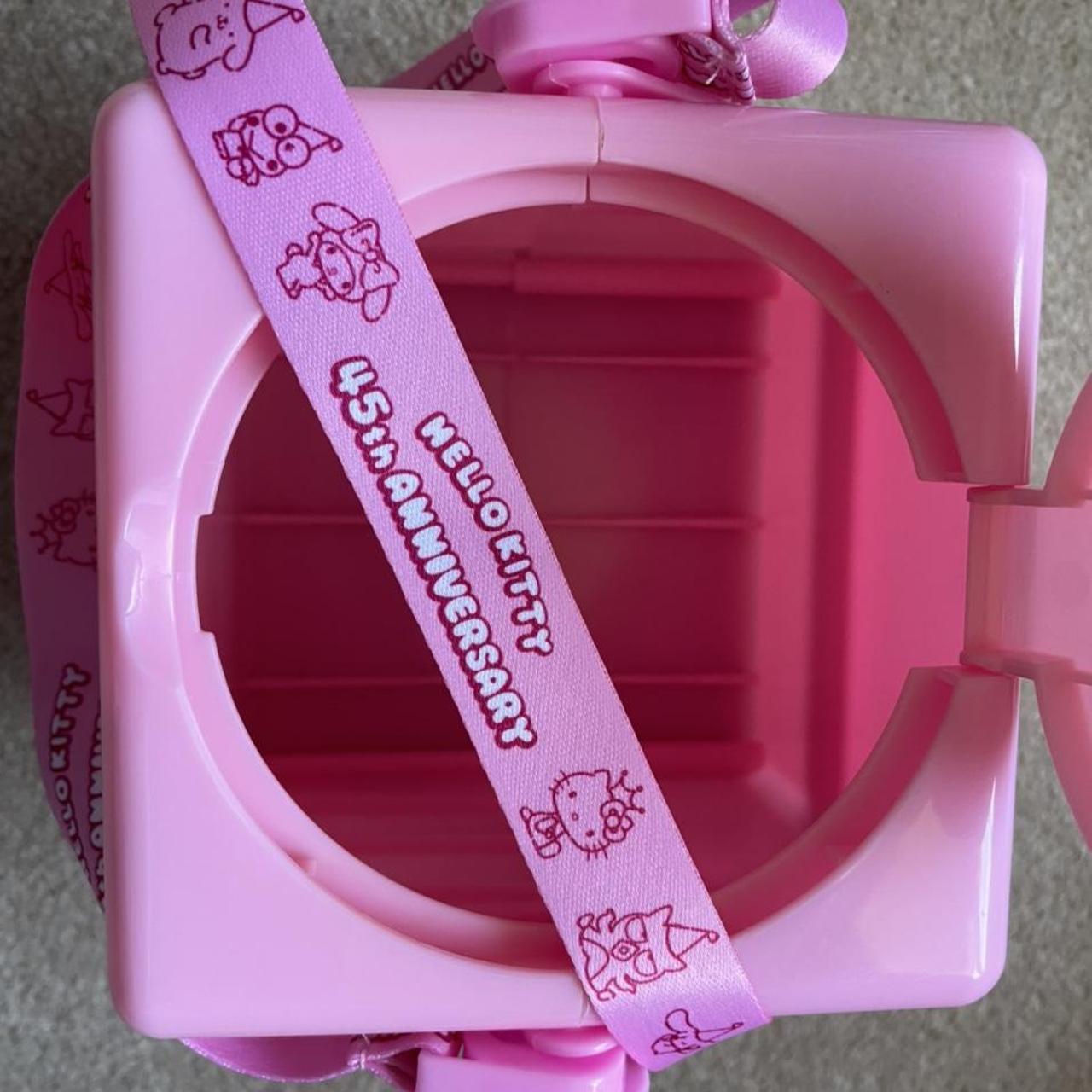 Hello Kitty popcorn/drinks carry box, special... - Depop