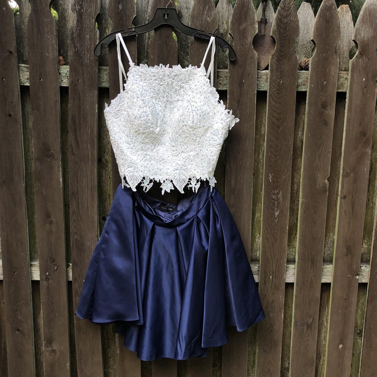 Dave and Johnny two piece navy blue and white short... - Depop