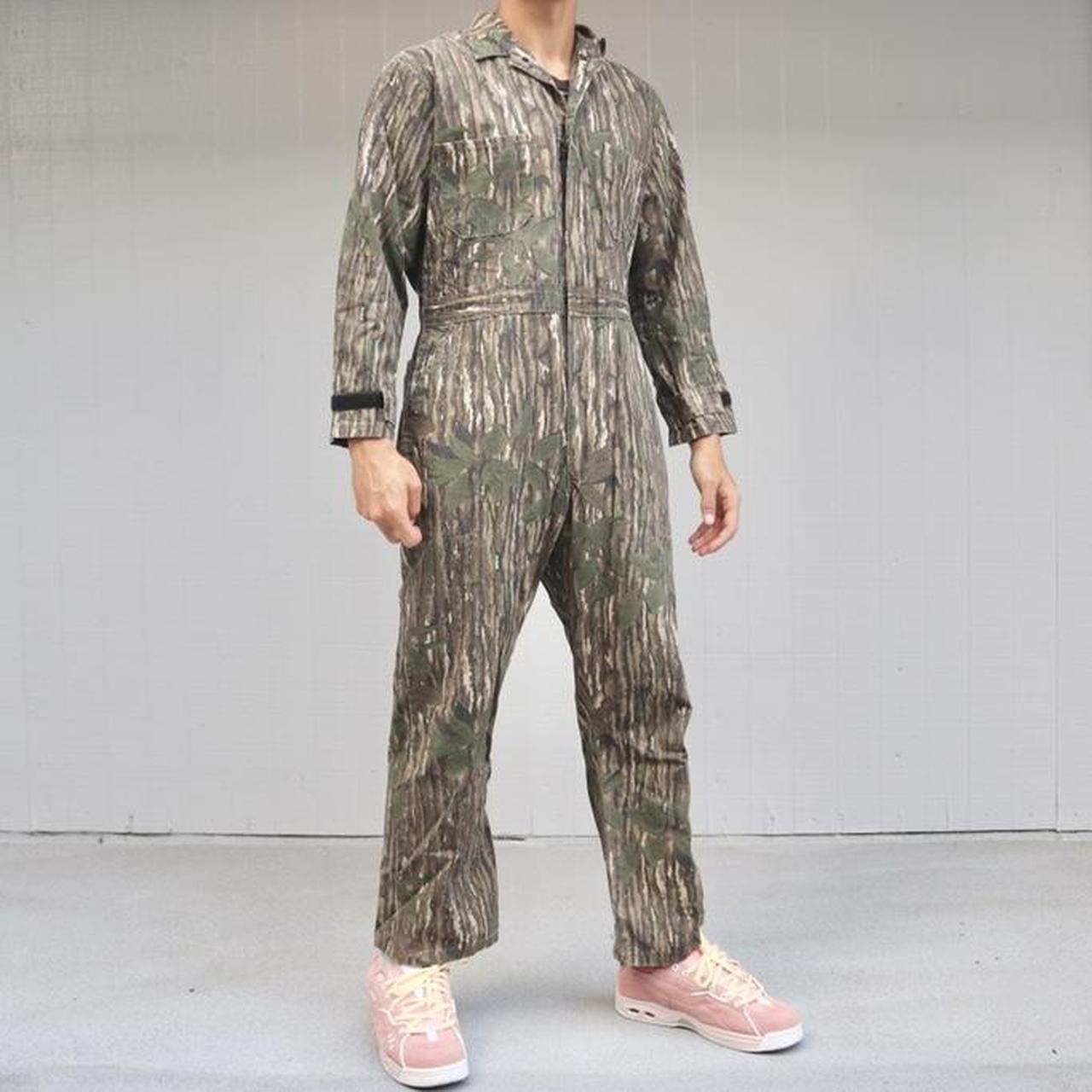 🖤 BASS PRO SHOPS TREE BARK BRANCH LEAF FORREST CAMO... - Depop