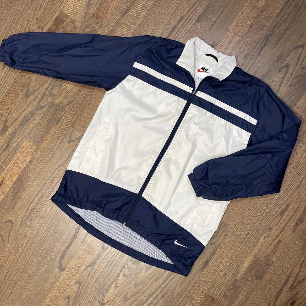 EARLY 00s VINTAGE NIKE WINDBREAKER VINTAGE... - Depop
