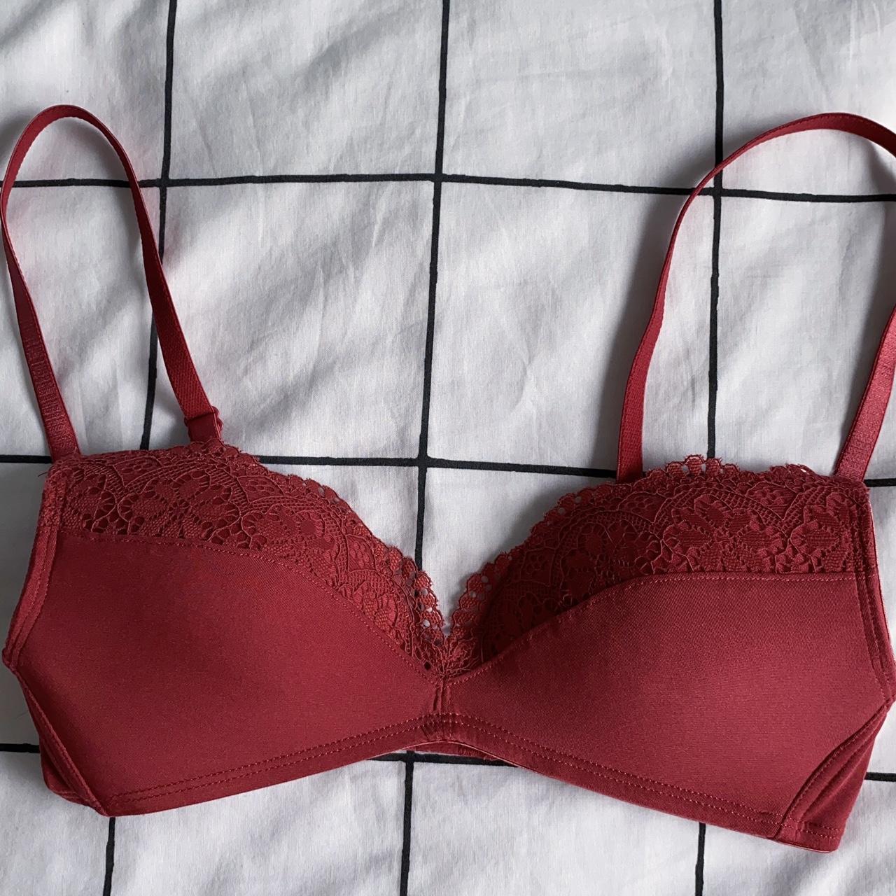 BRAS N THINGS [8B] wire free lace bra Like new... - Depop