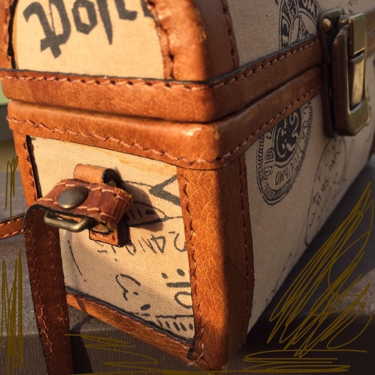 Giovanni Vintage solid bag Is a very unique piece... - Depop