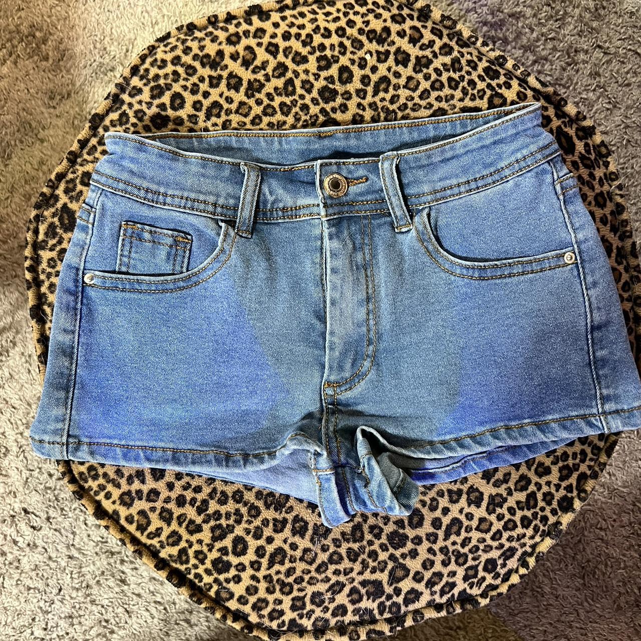 super small jean shorts. they’re a size small n not... - Depop
