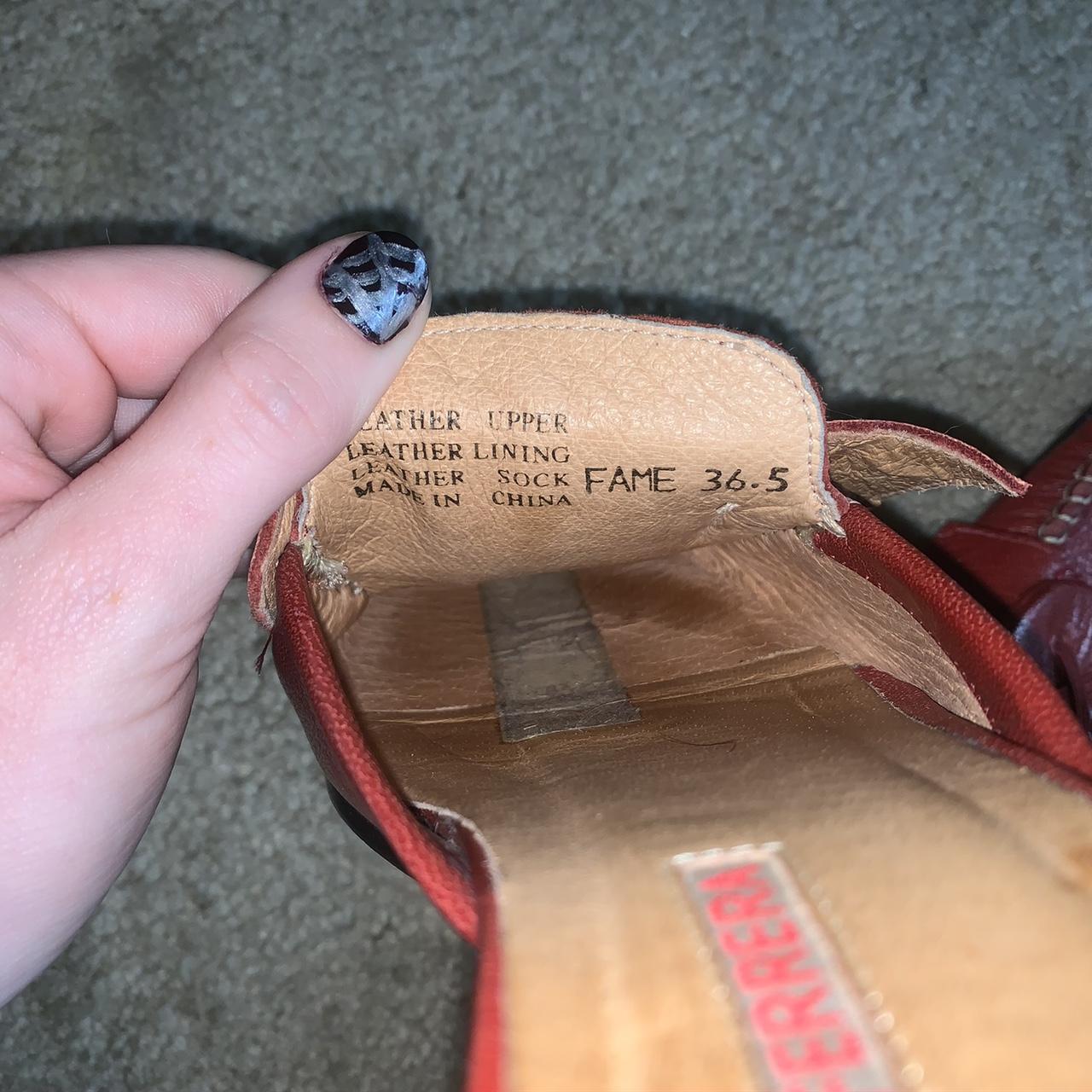 VINTAGE 70s RED LEATHER MULE KITTEN HEELS 👠 This is... - Depop