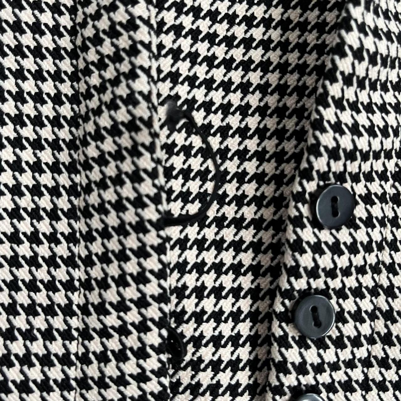 gorgeous black and white houndstooth cropped blazer!... - Depop
