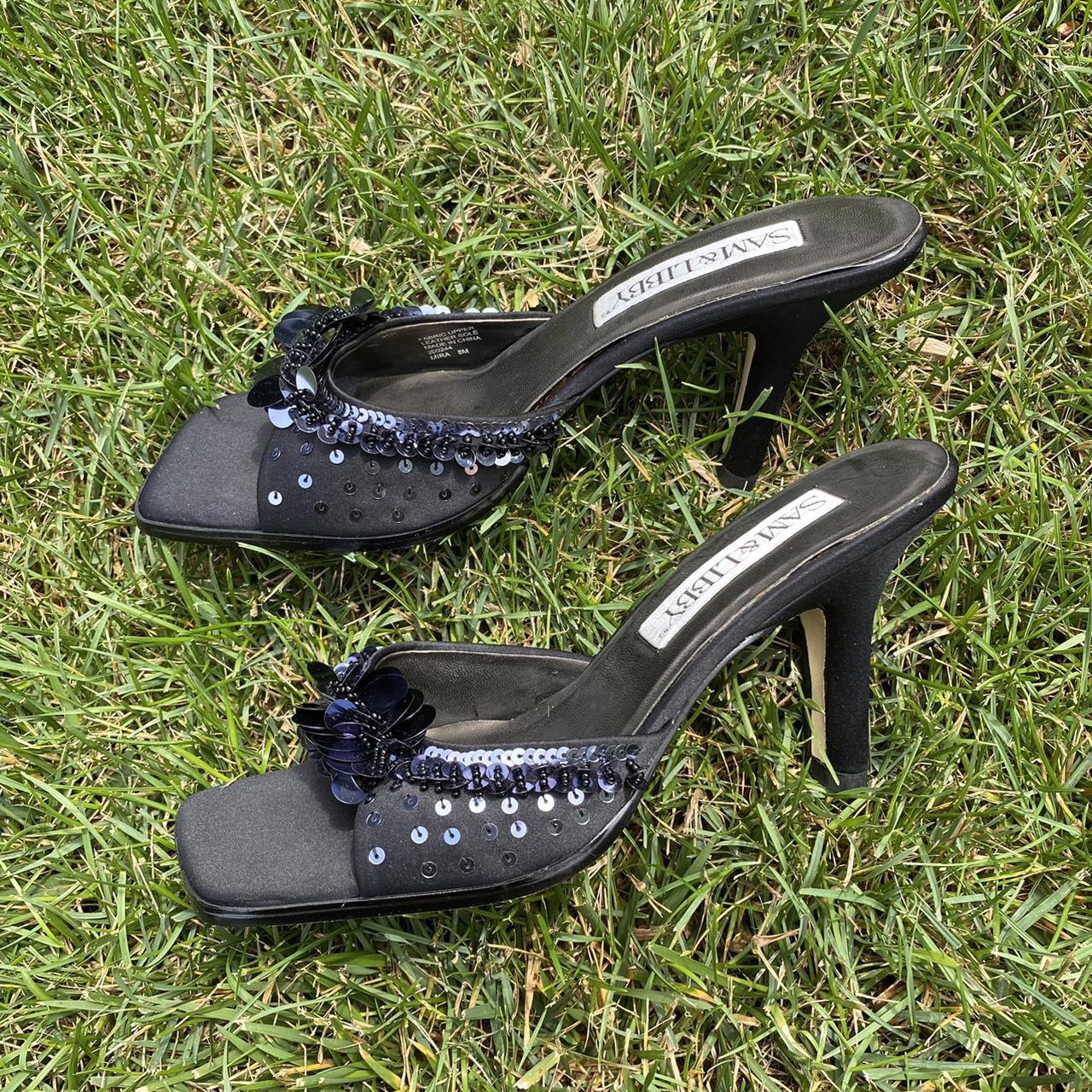 ️READ BIO BEFORE PURCHASING ️ The cutest vintage 90s... - Depop