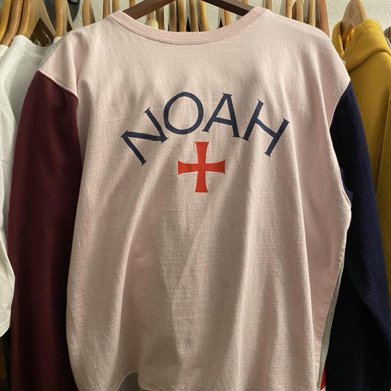 Noah Men's Pink Jumper | Depop