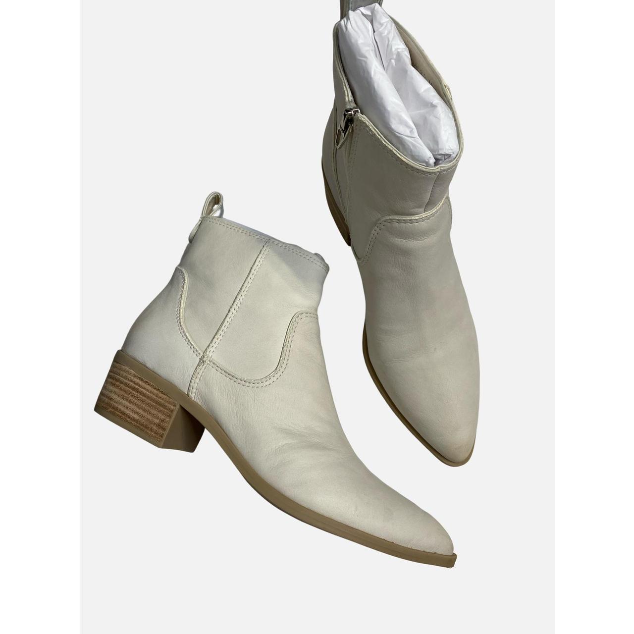 Dolce Vita Women's Able Ankle & Bootie Side Zip... - Depop