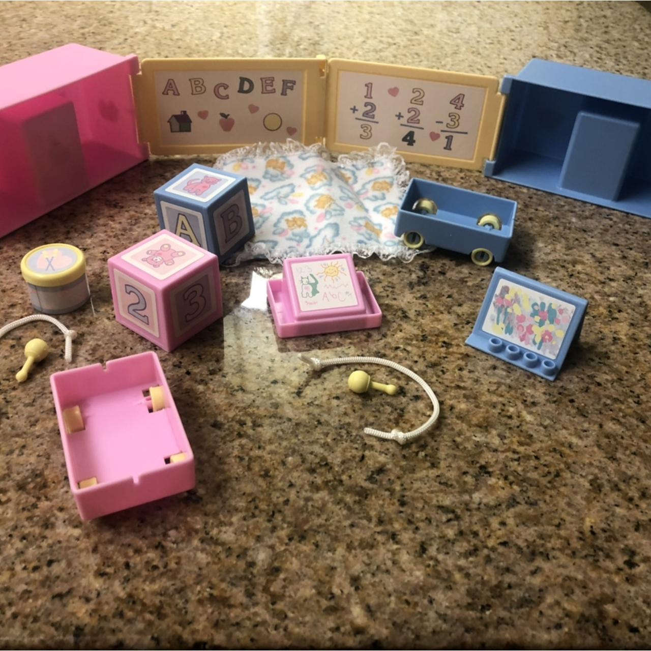 *RARE* The Heart Family Play Center Mattel 1987... - Depop