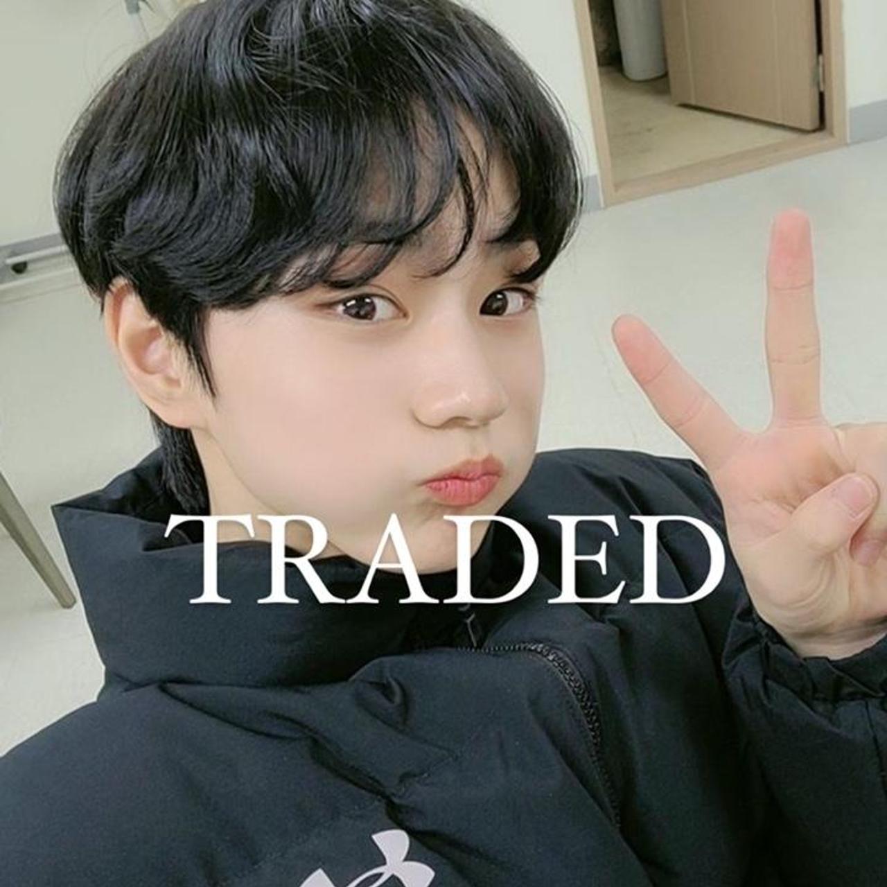 Trading-cards | Depop