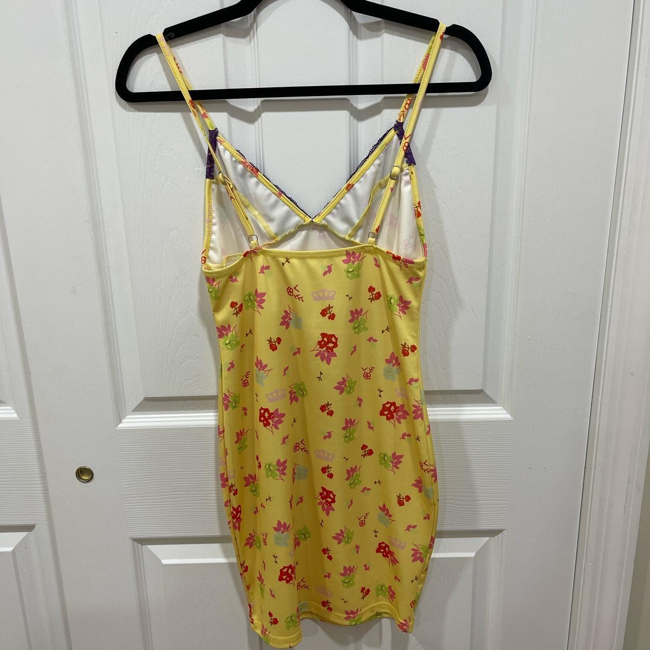 Bodycon Dress 💐 -form fitting -best for a size... - Depop