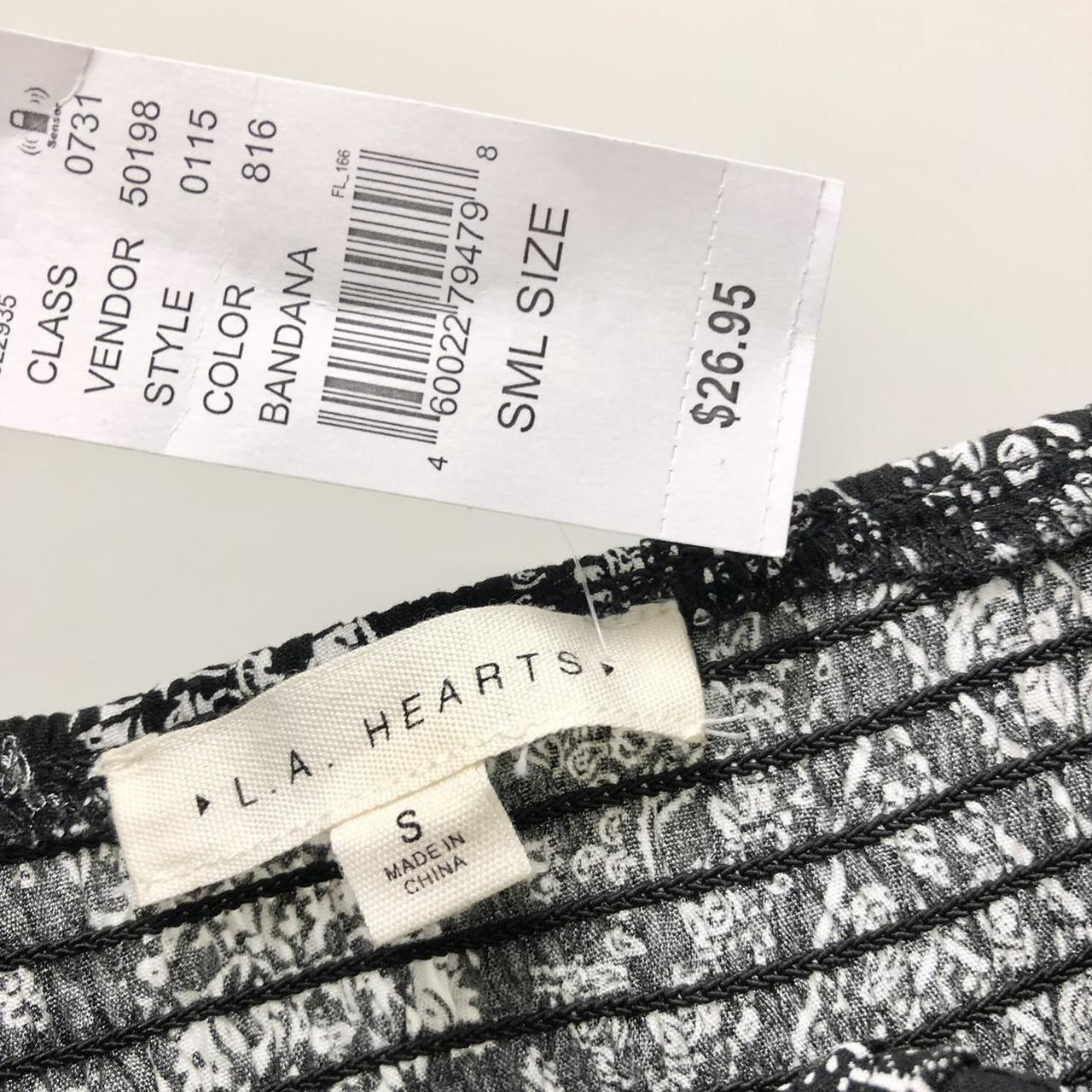 PacSun Women's Vest | Depop