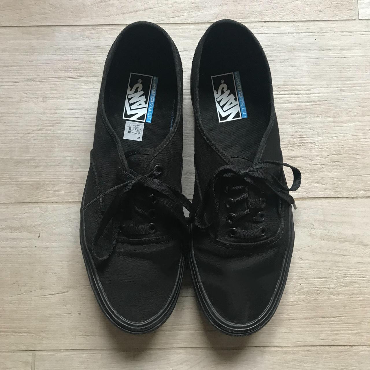 Vans Off the Wall da uomo,completamente nere,numero... - Depop