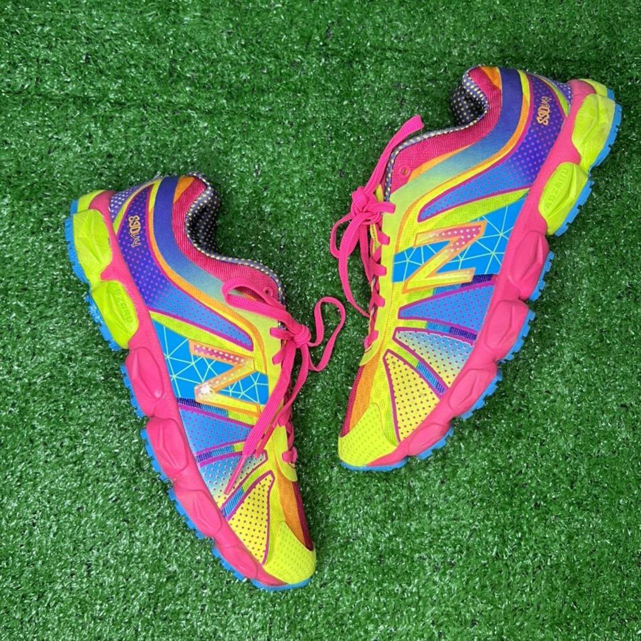 New balances, love the color wave. Size 3Y - Depop