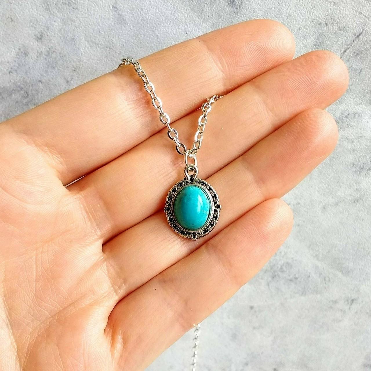 ANTIQUE-STYLE OVAL TURQUOISE STONE NECKLACE 💙 An... - Depop