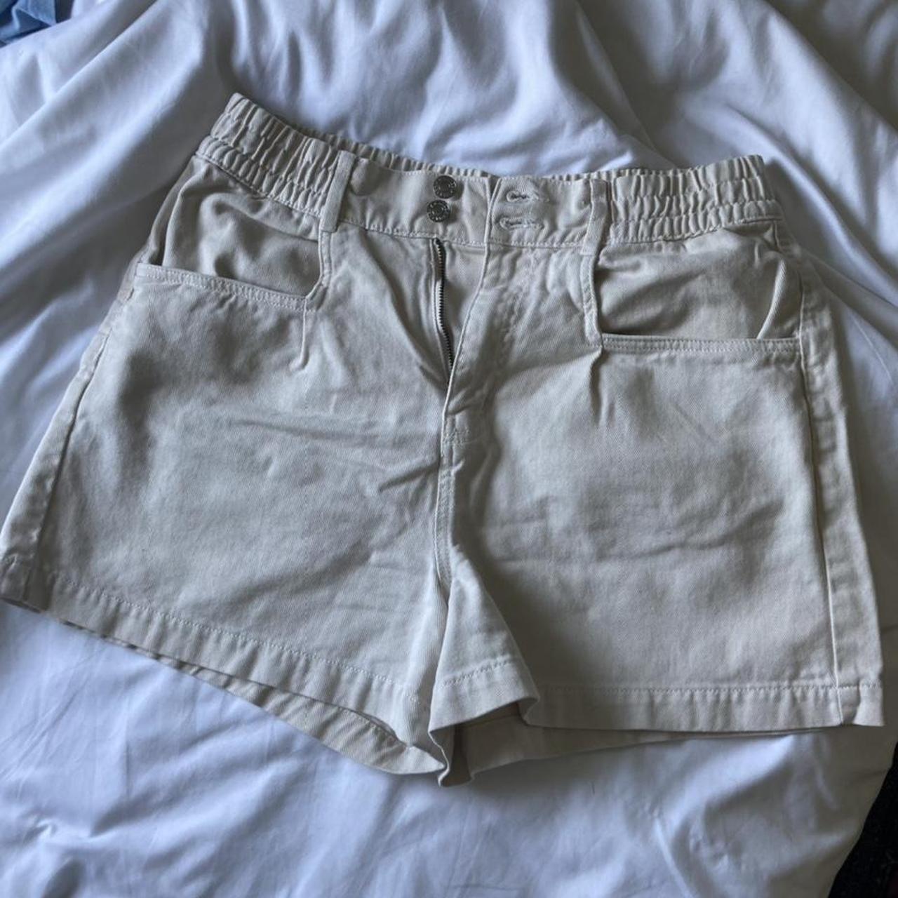 Garage Women's Cream Shorts | Depop