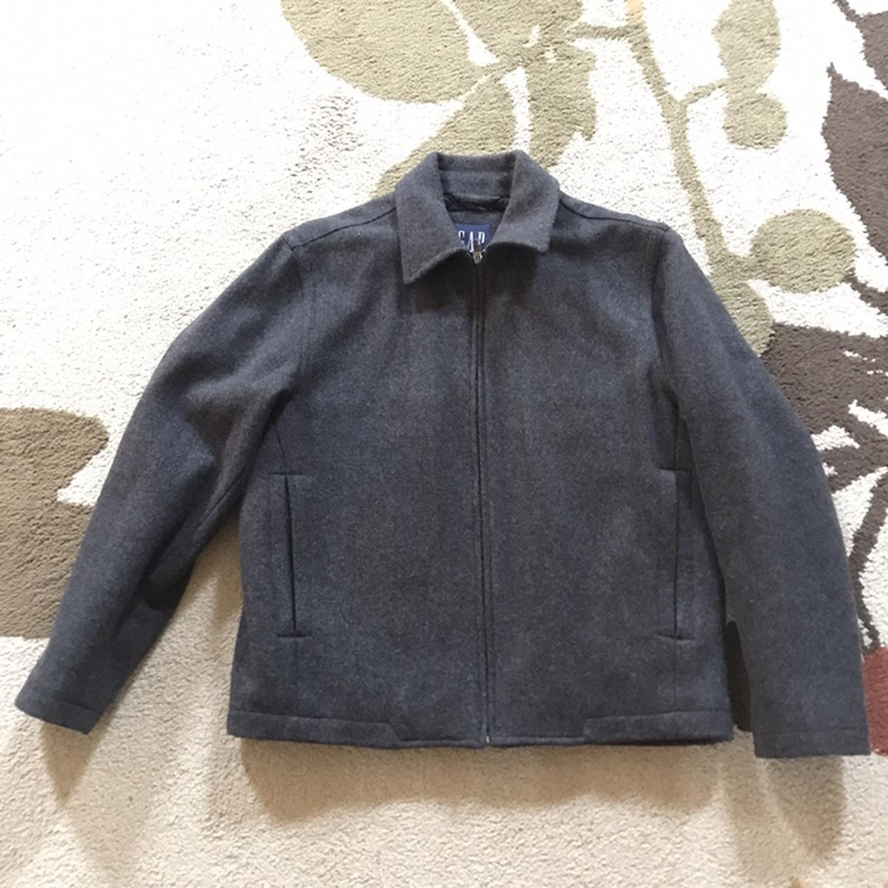 Gap Men's Grey and Black Jacket | Depop