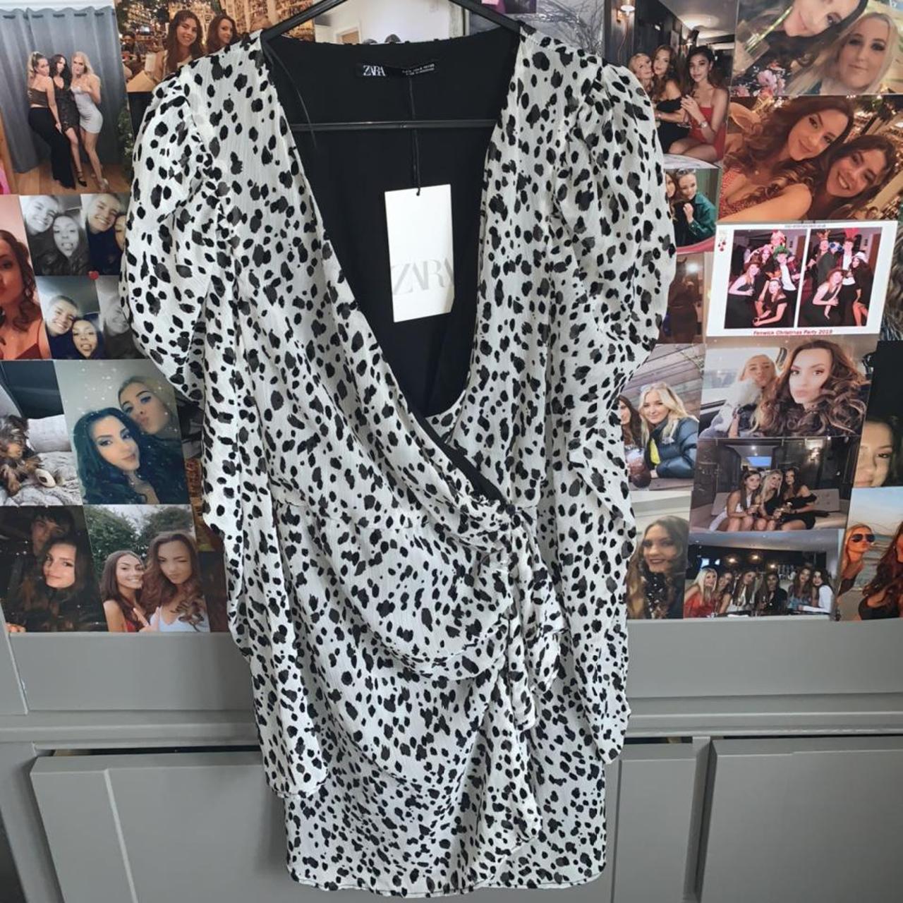 Black and white printed wrap dress size small from... - Depop