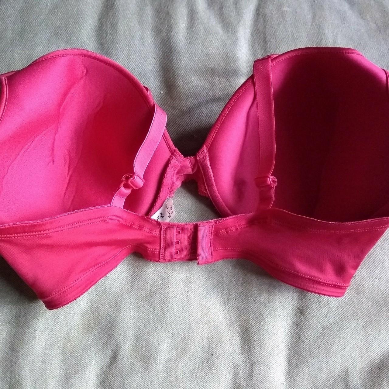Bali Bra Worn A Few Times Super Soft No Extra Depop