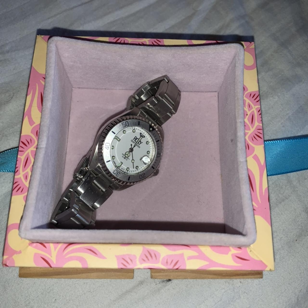 Roxy Quiksilver girls watch Stainless steel Light... - Depop