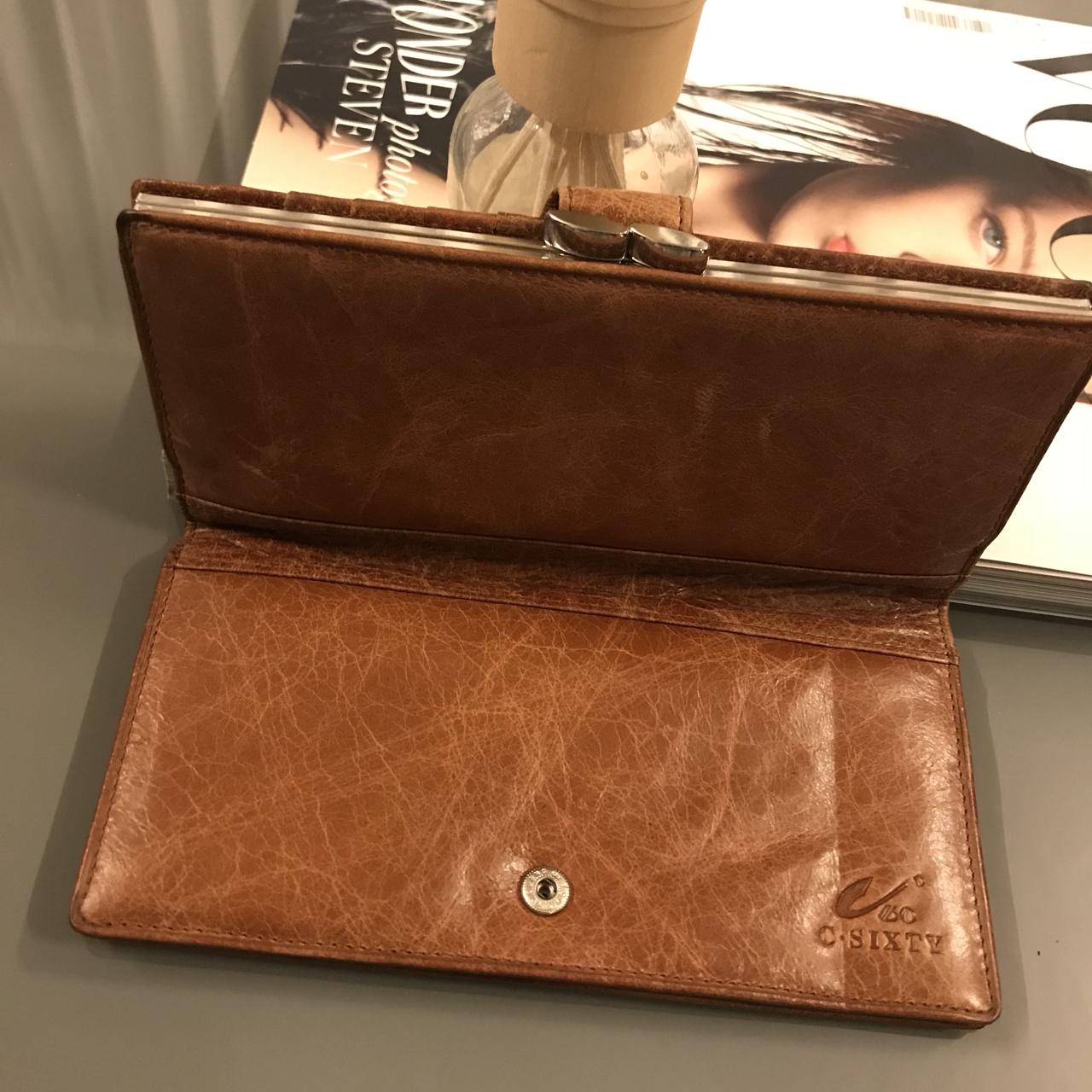 Portafogli vintage in vera pelle Sixty, poco usato ... - Depop