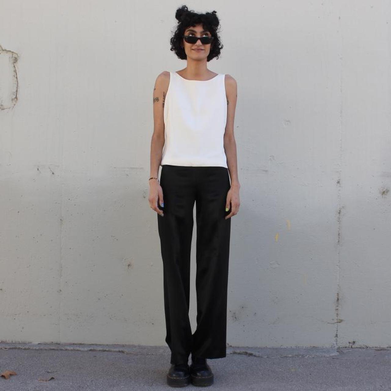 VINTAGE 90’S MINIMAL OFFICE GAL CREAM BOXY TANK //... - Depop