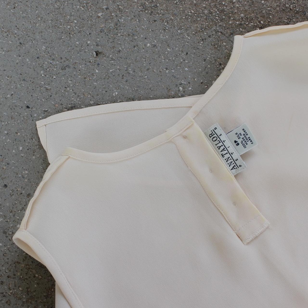 NINETIES OFFICE GAL VINTAGE CREAM 100% SILK BOXY... - Depop