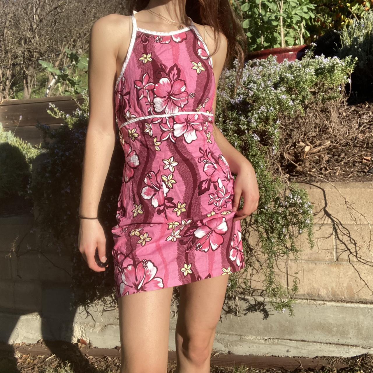 Vintage 90s Hawaiian Tropical Print Cross Back Depop