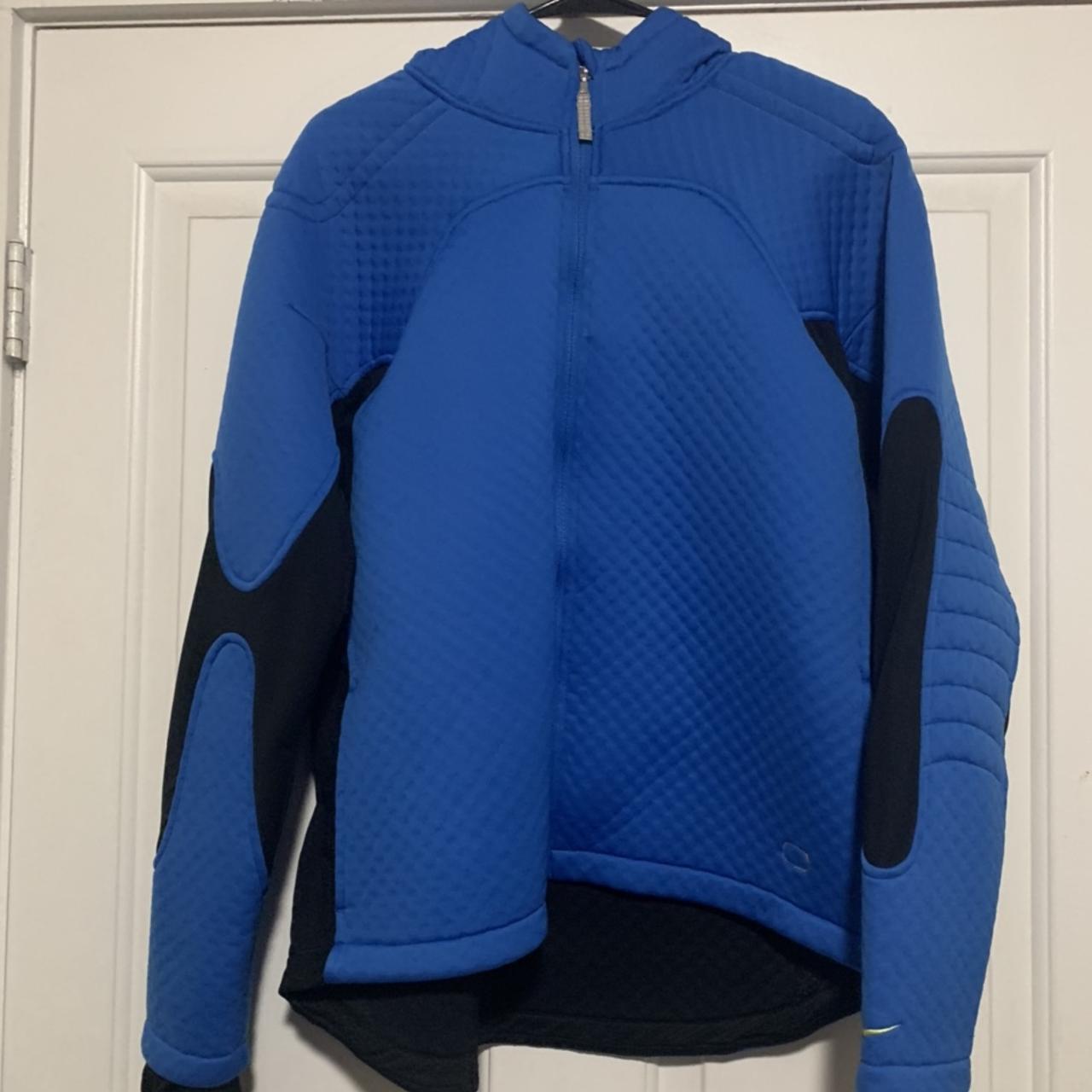 Nike Sphere Thermal Jacket In great condition Send... - Depop
