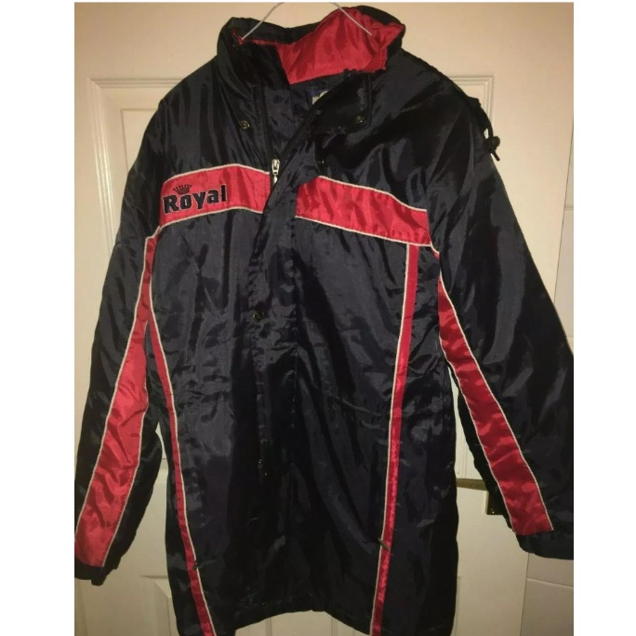 Authentic 1970s Royal Vintage/Retro Unisex size... - Depop