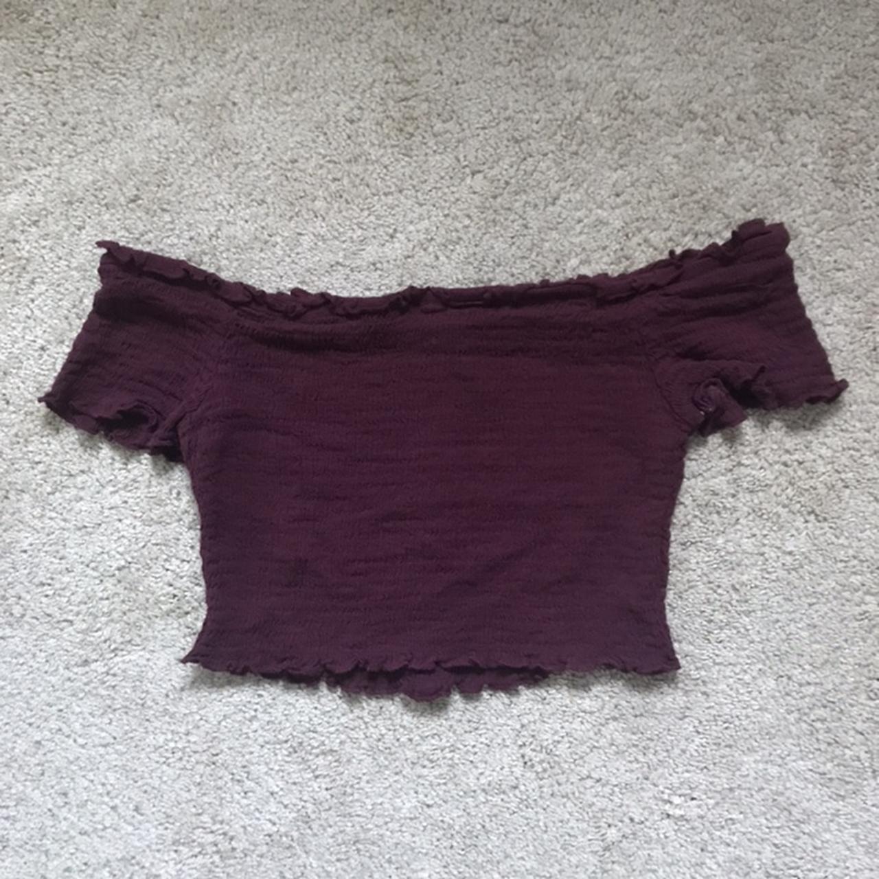 -Pacsun crop top, super cute ruffles and wooden... - Depop