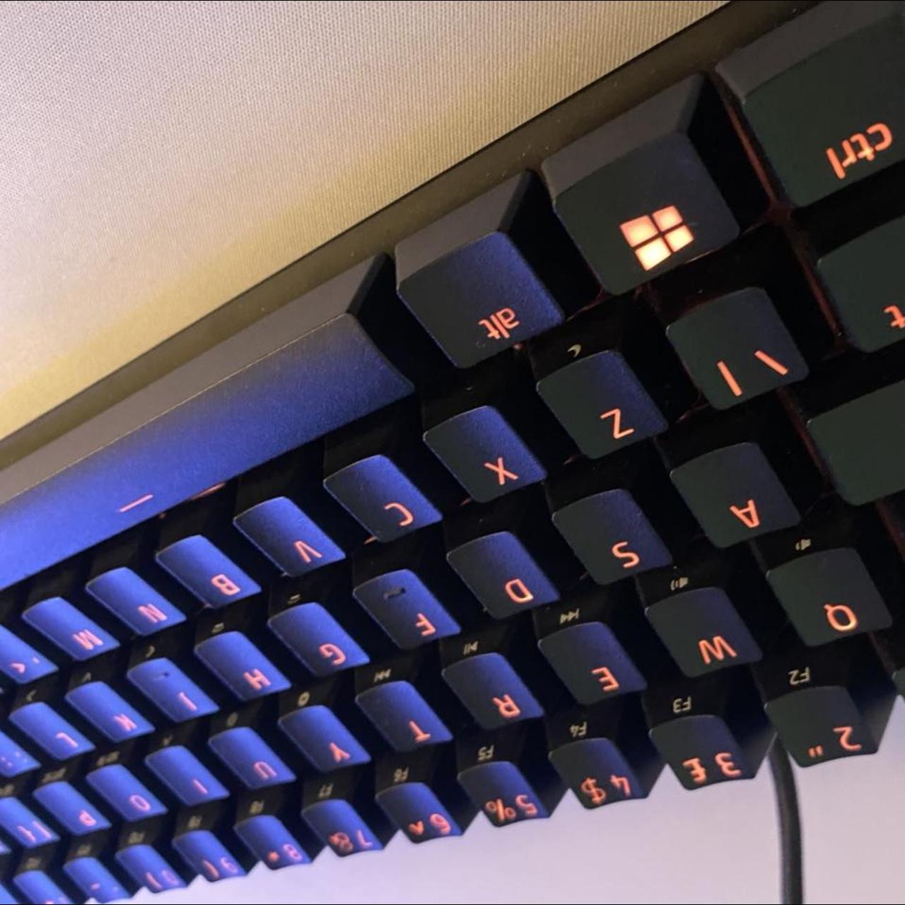 Razer huntsman mini used twice selling as it doesn’t... - Depop