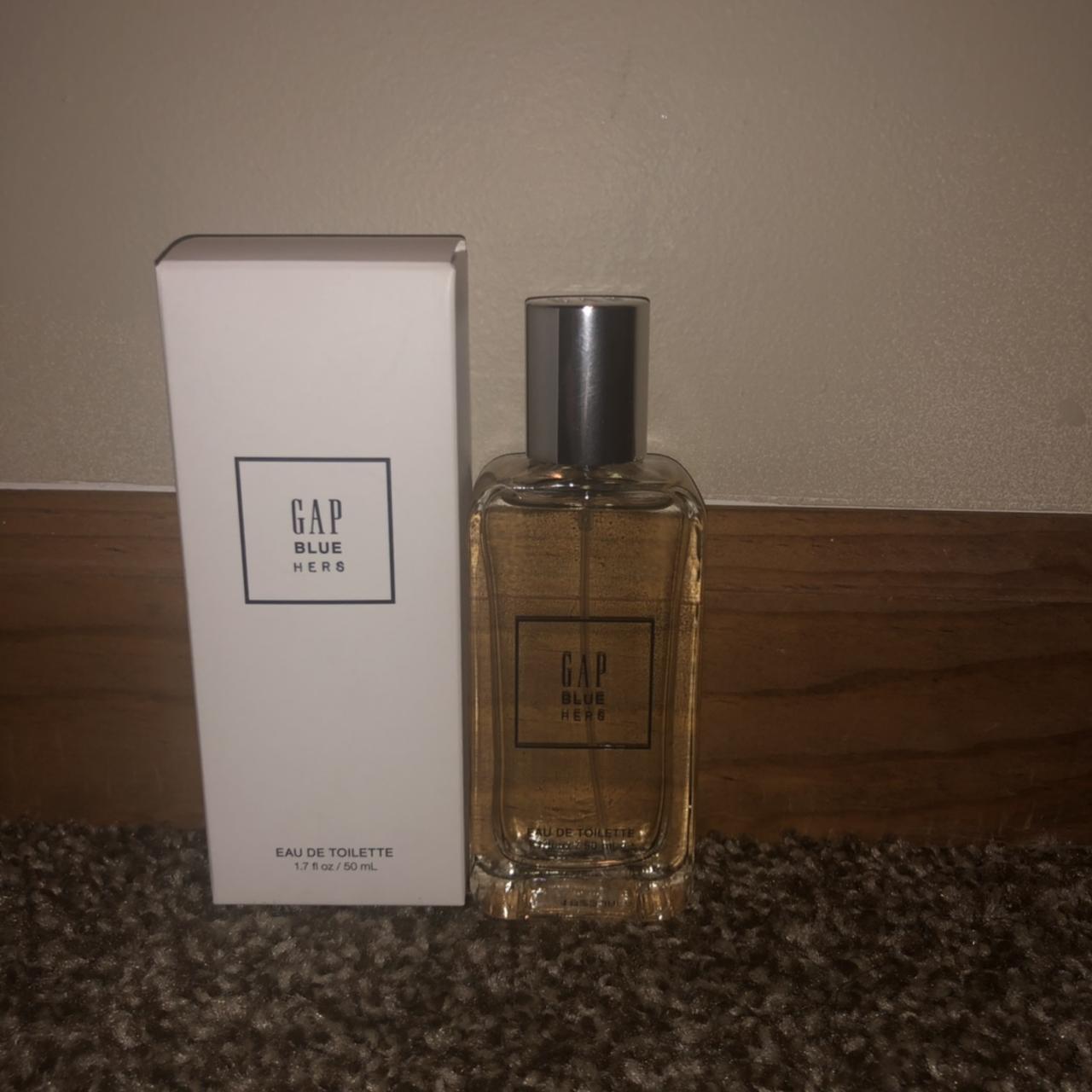 GAP Blue Hers - Depop