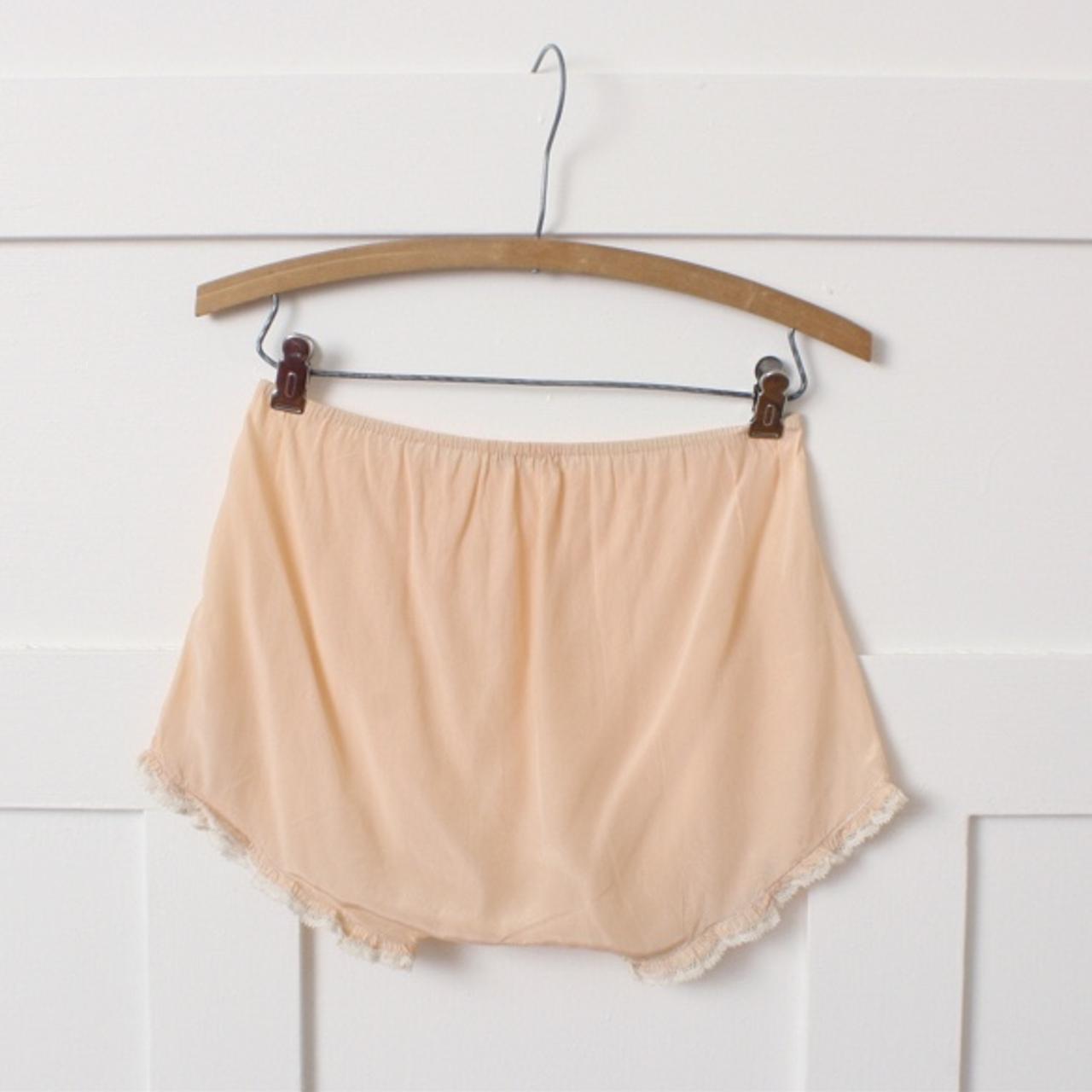 Vintage 1930s tap pants 🍑 embroidered peach silk ... - Depop