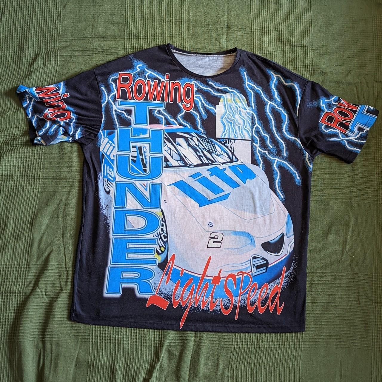 LIGHTNING RACING CAR DESIGN T SHIRT SIZE XL PtP 26 L31 - Depop