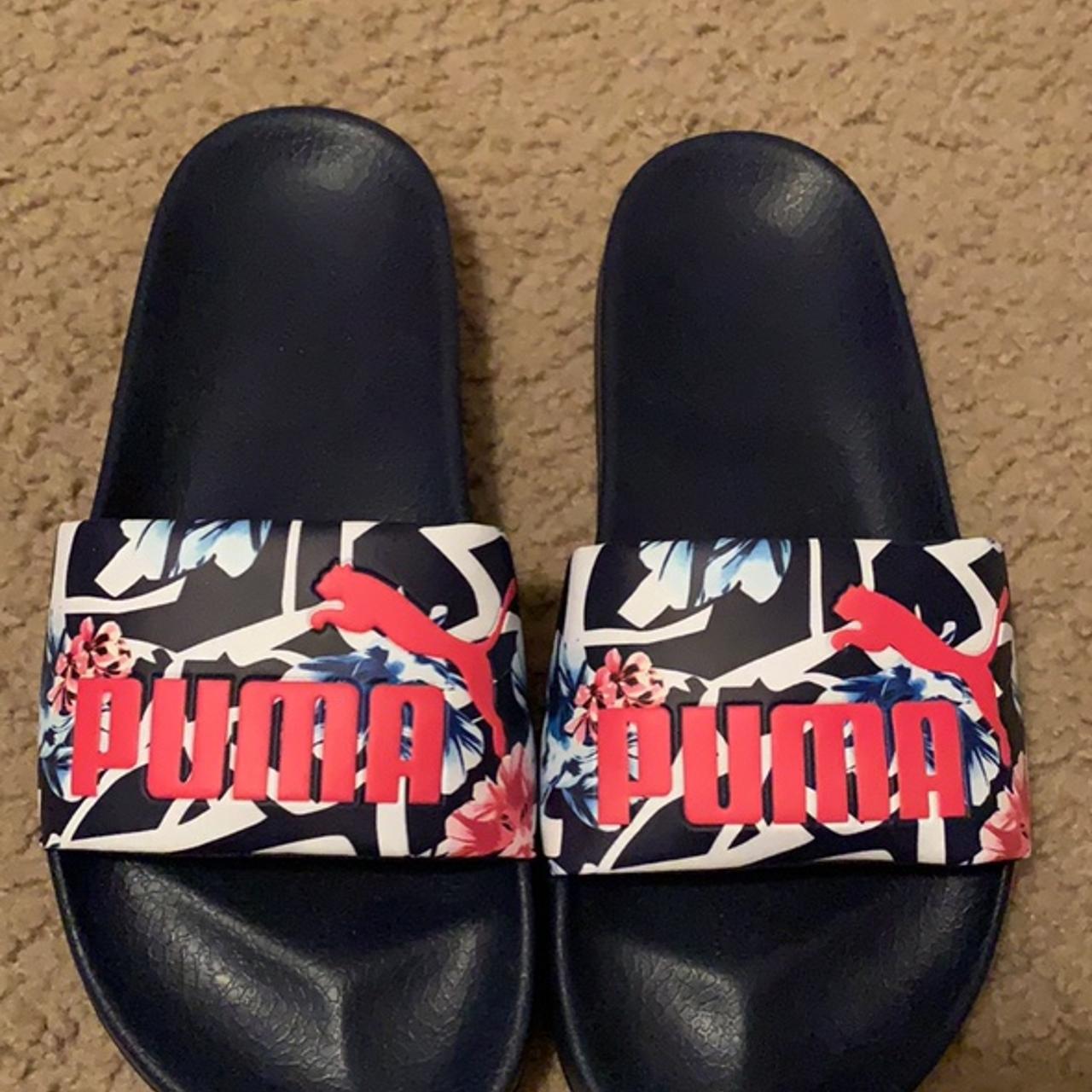 Cute puma slides, size 7.5 women’s - Depop