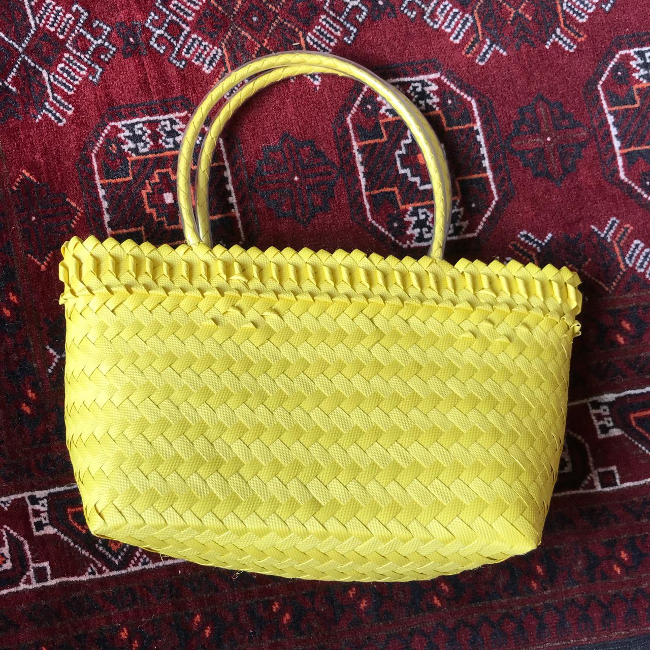 super cute little yellow woven handbag 🤍 in... - Depop