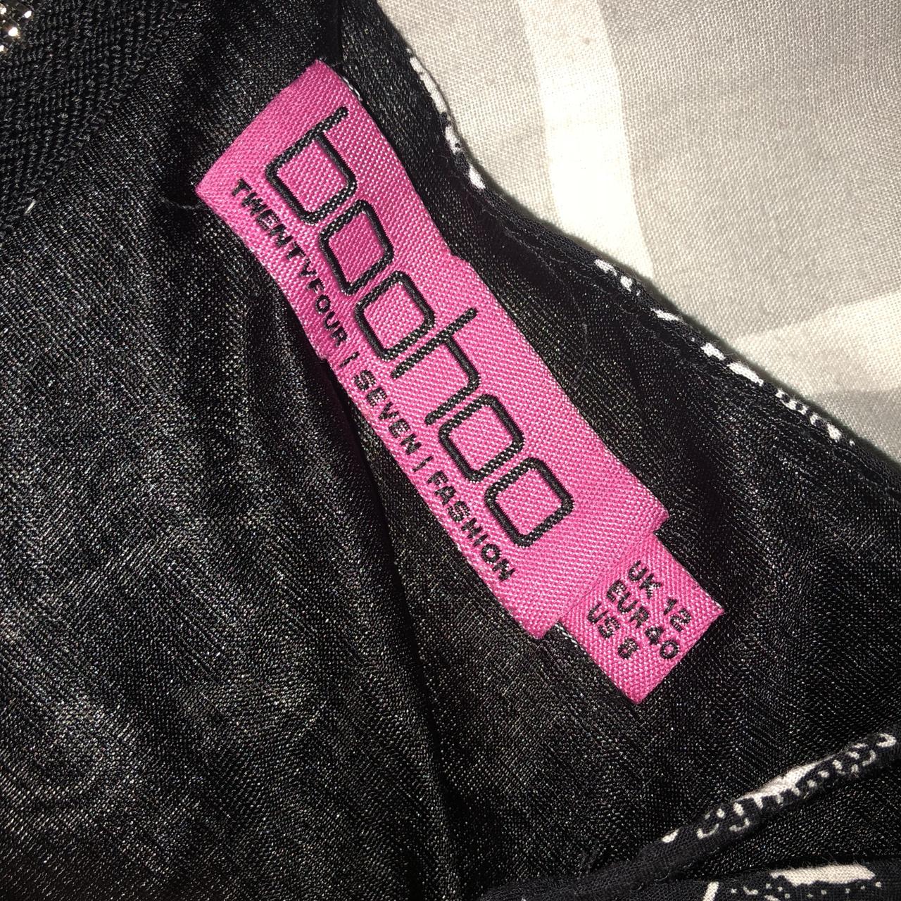 Cute crop top, from boohoo black and white with... - Depop