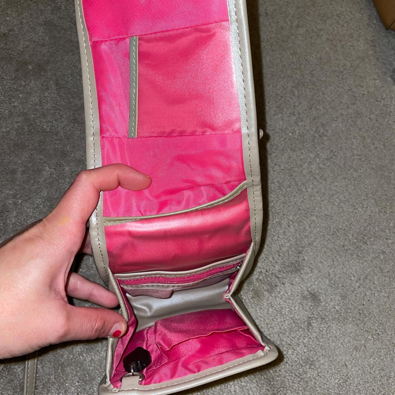 Travelon Women's Tan and Cream Bag | Depop