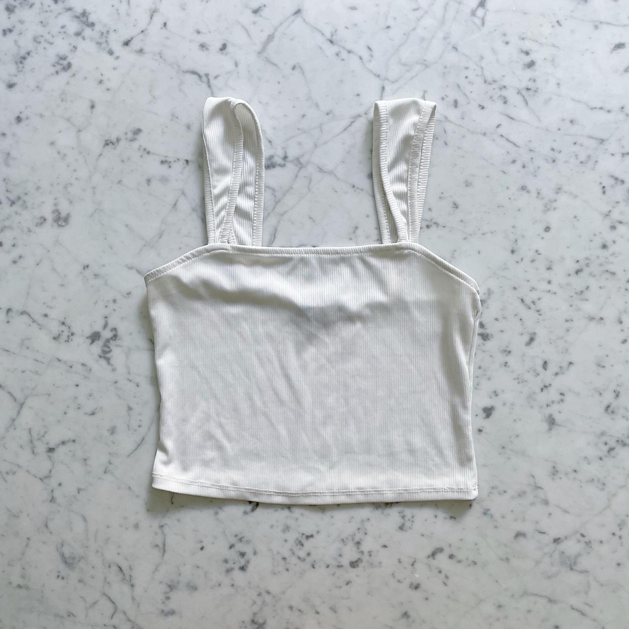 adorable basic white tank🤍 ⋆Perfect condition ⋆No... - Depop