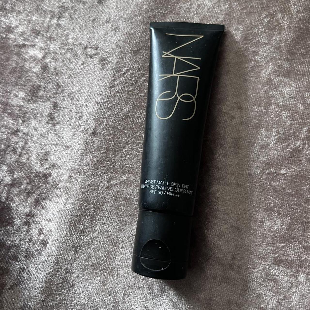 NARS Velvet Matte Skin Tint SPF 30 - Malaga... - Depop