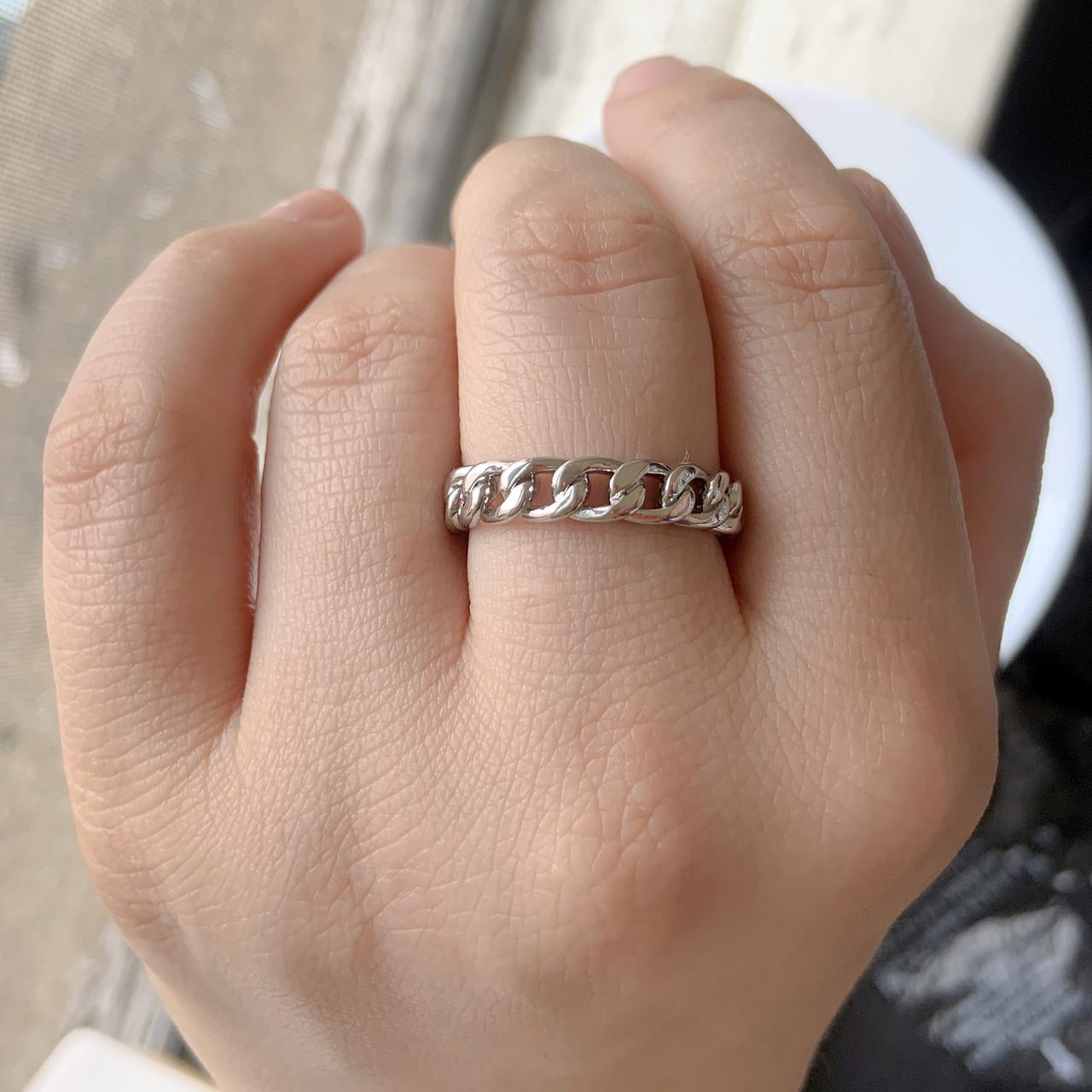 SILVER CHAIN RING ️ALL ORDERS SHIP WITHIN 5-7... - Depop